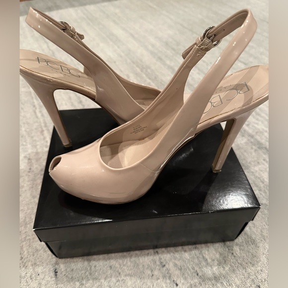 BCBG Paris | Shoes | Bcbg 9 2b Nude Patent Leather Heels With Box Clean ...